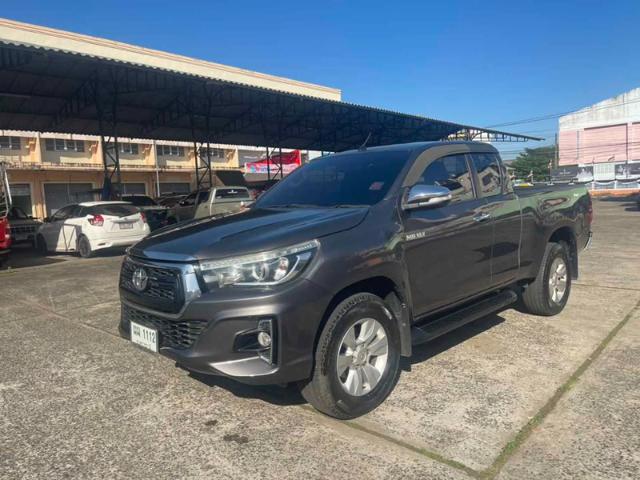 2017 TOYOTA HILUX REVO 2.4 E PLUS PRERUNNER SMART CAB 168231 | SBT ...