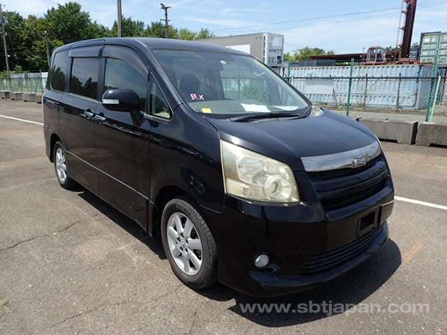 Used NOAH for sale | Global Car Exporters - SBT Japan
