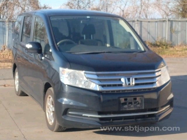 Import used HONDA STEPWAGON 2013 for sale - SBT Global Car exporters