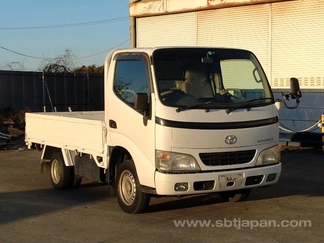 Import used TOYOTA TOYOACE TRUCK 2006 for sale - SBT Global Car exporters