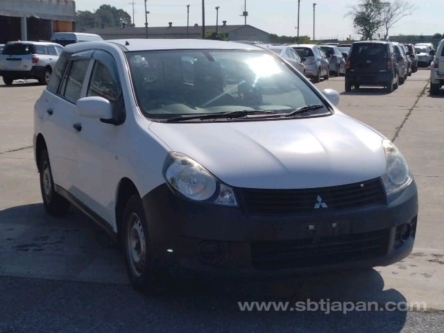 Import used MITSUBISHI LANCER VAN 2016 for sale - SBT Global Car exporters