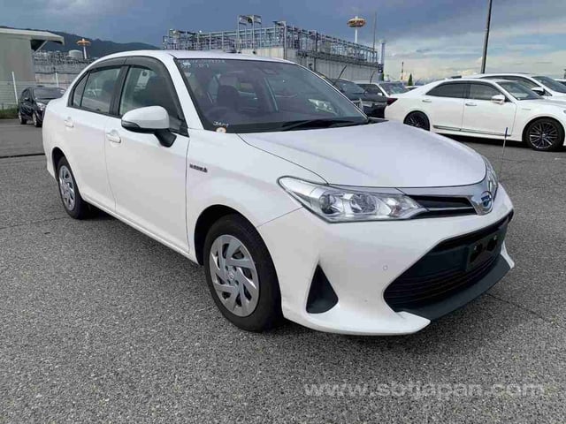 Import used TOYOTA COROLLA AXIO 2018 for sale - SBT Global Car exporters