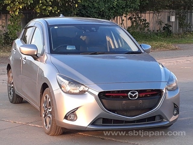 Used DEMIO for sale | Global Car Exporters - SBT Japan