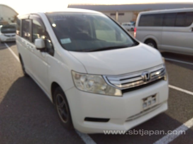 Import used HONDA STEPWAGON 2010 for sale - SBT Global Car exporters