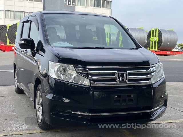 Import used HONDA STEPWAGON 2014 for sale - SBT Global Car exporters