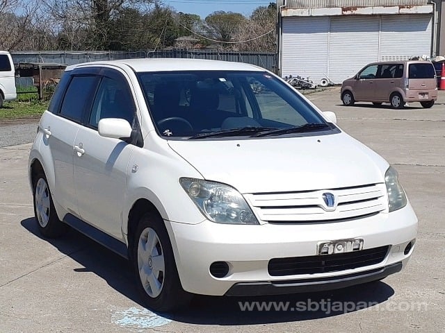 Import used TOYOTA IST 2004 for sale - SBT Global Car exporters